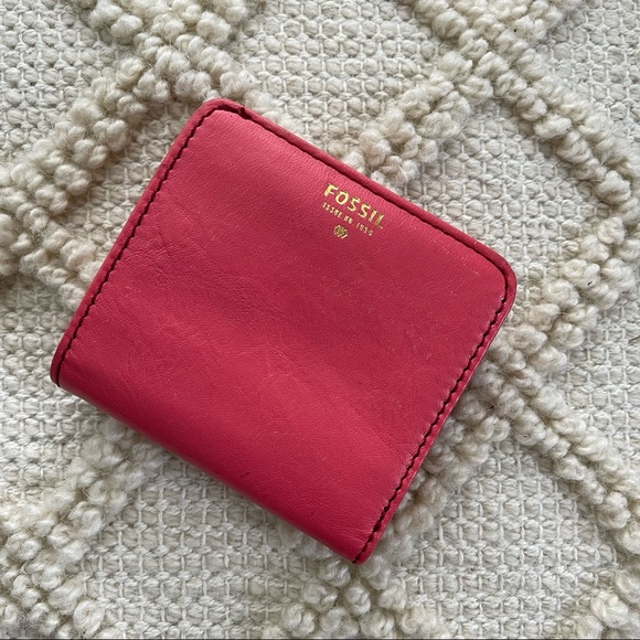 Fossil | Bags | Fossil Small Colorblock Wallet | Poshmark
